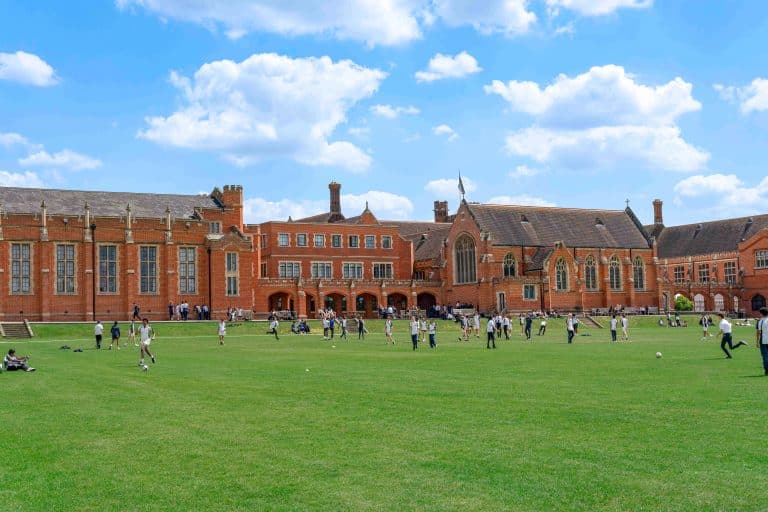 Grace O’Malley-Kumar Awarded the George Medal - Bancroft's