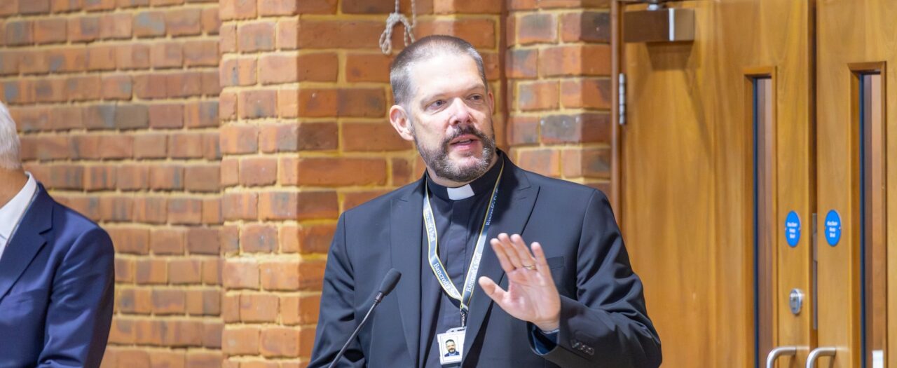 Meet Our New Chaplain: Reverend Simon Richardson - Bancroft's